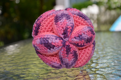 Ravelry: Baby Clutch Ball pattern by Kara Gunza