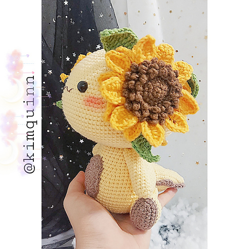 Ravelry: STELLA the Sunflower Axolotl pattern by Du Huynh Kim Quyen