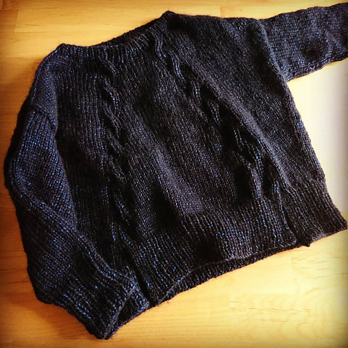 Ravelry: Hachi pattern by Kineco Design