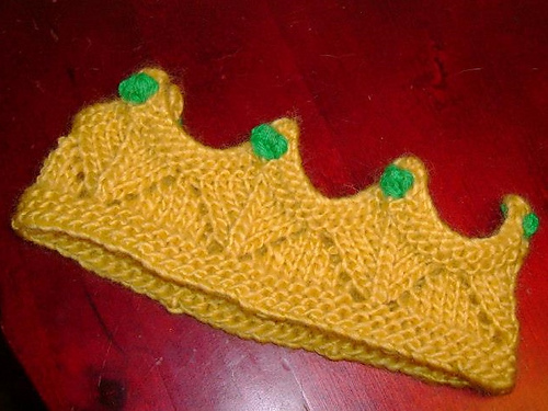 Ravelry: Elegant Knit Crown pattern by Kathryn Andrews