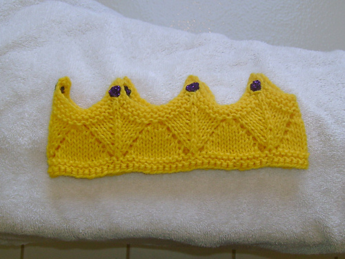 Ravelry: Elegant Knit Crown pattern by Kathryn Andrews