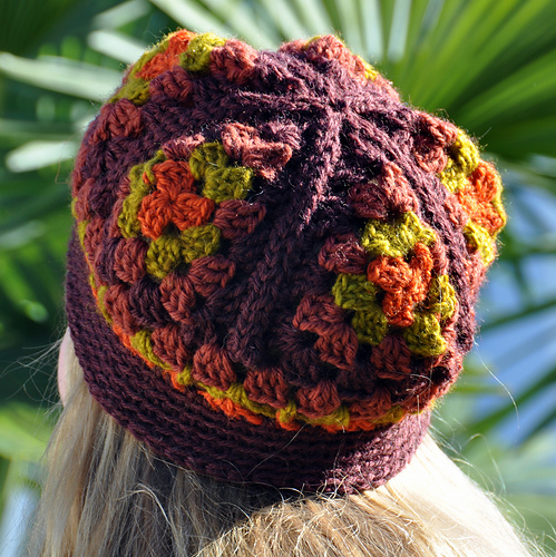 Ravelry: Granny Triangles hat pattern by Crafty Sprite