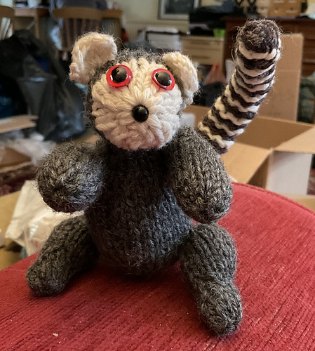 Ravelry: Lemur pattern by Sarah Keen