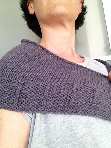 Ravelry: Adèle pattern by Alexandra Provost