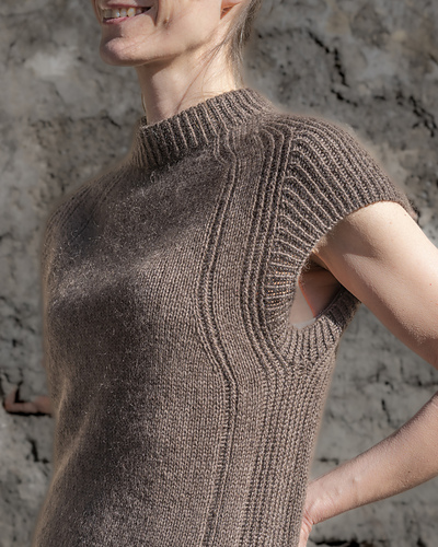 Ravelry: Sway Line Slipover (Tee) pattern by Aneta Bleyer
