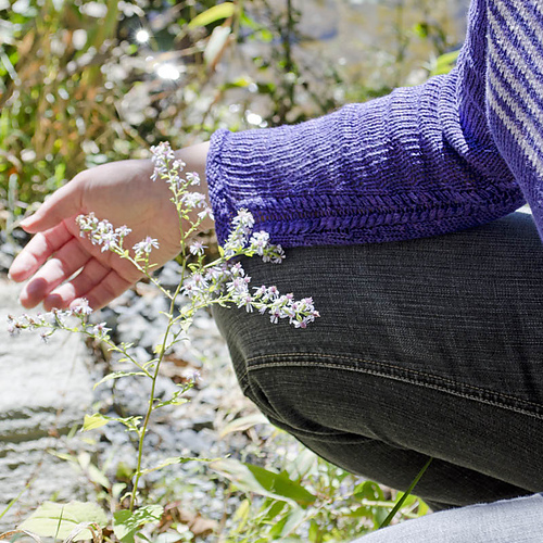 Ravelry: Royal Tee pattern by Lindsay Lewchuk