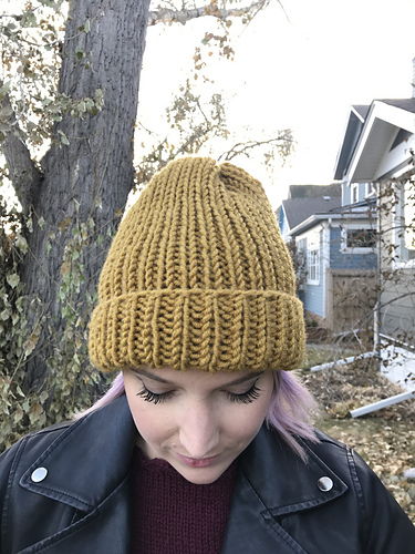 Ravelry: Spinelli Hat (Ribbed Beanie) pattern by Knitatude / Chantal ...