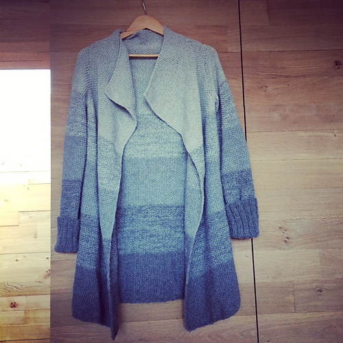 Ravelry: Wrap-around blanket cardigan pattern by KnitBitch