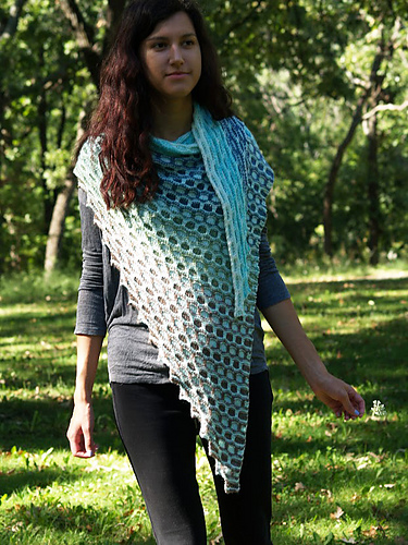 Ravelry: Frozen Lake Shawl pattern by Kirsten Kapur