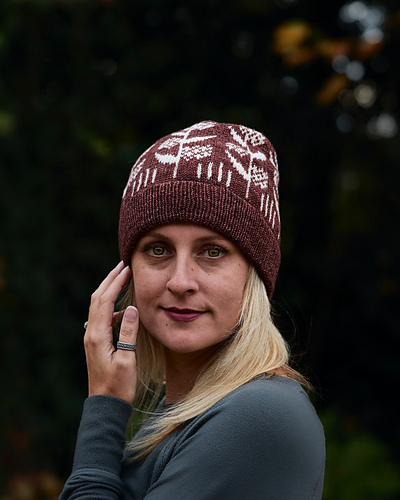 Ravelry: Milkweed Hat pattern by Jamie Hoffman