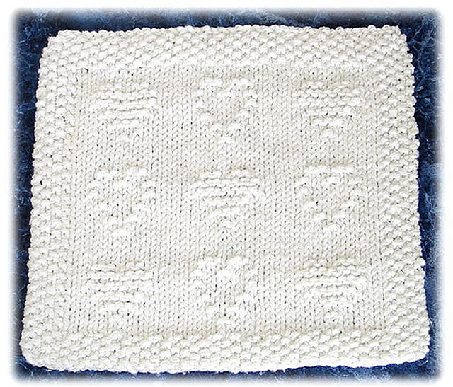 Ravelry: Quilted Hearts Dishcloth pattern by Rachel van Schie