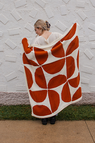 Ravelry: MCM Throw (Knit) pattern by Janine Myska