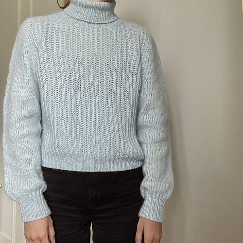 Ravelry: Moonlight Sweater pattern by Celina Dyhring