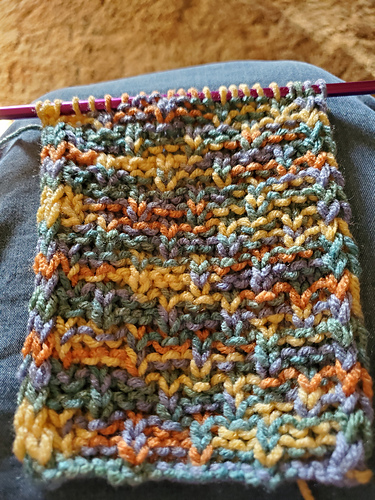 Ravelry: Gattelin Rock Scarf pattern by Melissa Mann