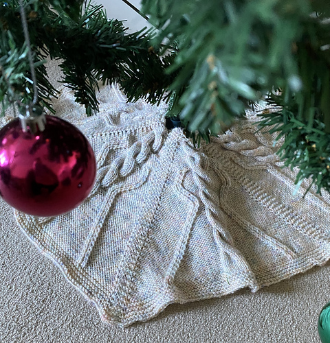 Ravelry: Rocking Around the Christmas Tree Skirt pattern by Jennifer ...
