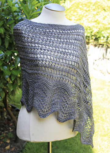 Ravelry: Silk Road Wrap pattern by Kate Lore Designs