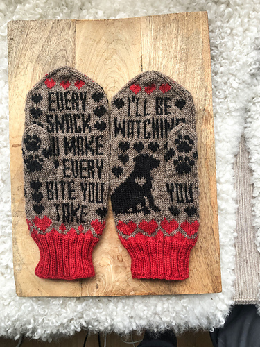 Ravelry: Labrador pattern by knittinglotta