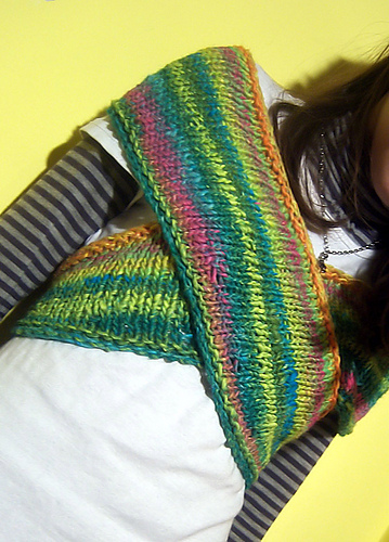 Ravelry: Minimal Scarf pattern by Ela Torrente