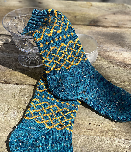 Ravelry: Dublin Memories Socks pattern by Zanete Knits