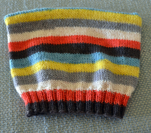 Ravelry: Round Head in a Square Hat pattern by elsteffo