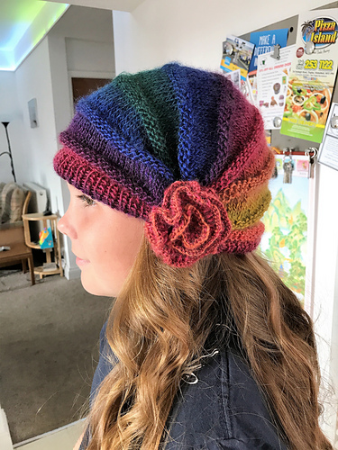 Ravelry: Ruby's Hat pattern by Caroline Spillane