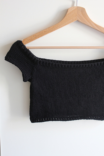 Ravelry: Off Shoulders Top pattern by Knittles Creations