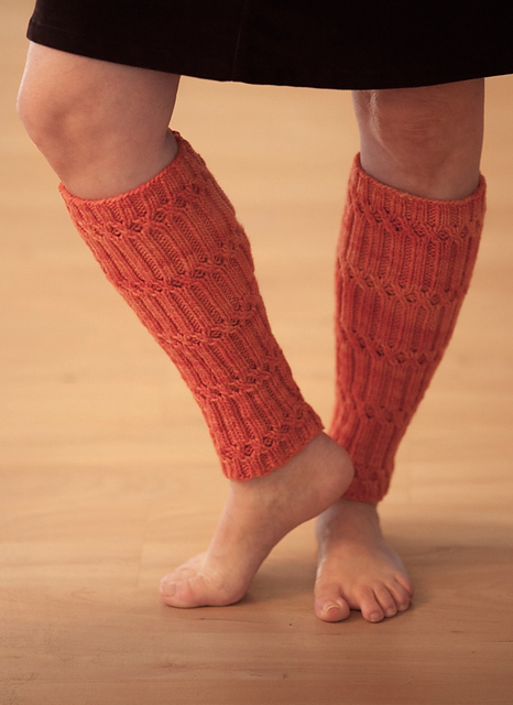 Ravelry: Shapely Legs Legwarmers pattern by Knitwise Design
