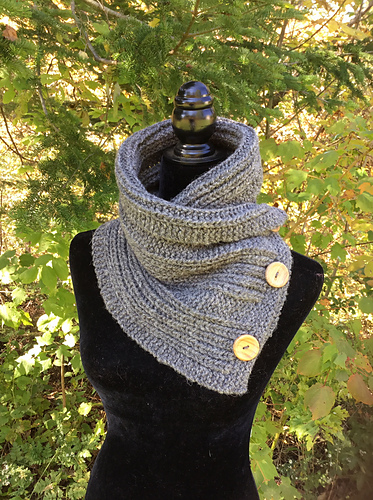 Ravelry: Coastal Fog Cowl Set pattern by Knitwits Heaven