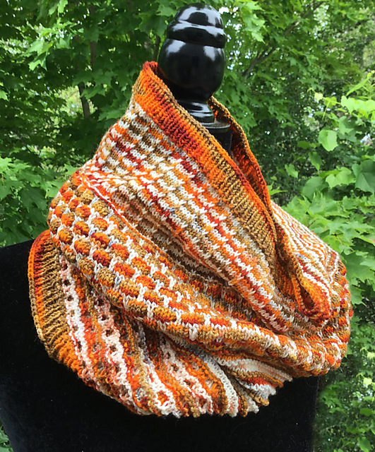 Ravelry: Shift Cowl pattern by Knitwits Heaven