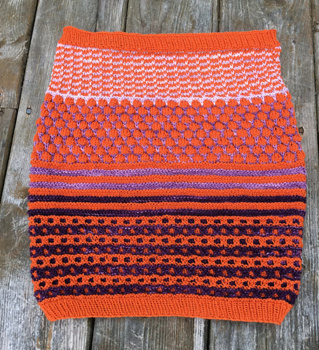 Ravelry: Shift Cowl pattern by Knitwits Heaven