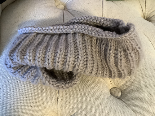 Ravelry: British Rib Cowl pattern by Chika Kawamura