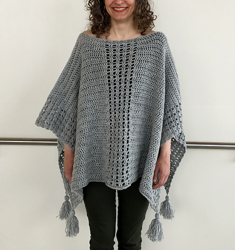 Ravelry: My Easy On-The-Go Poncho pattern by Sonja Hood
