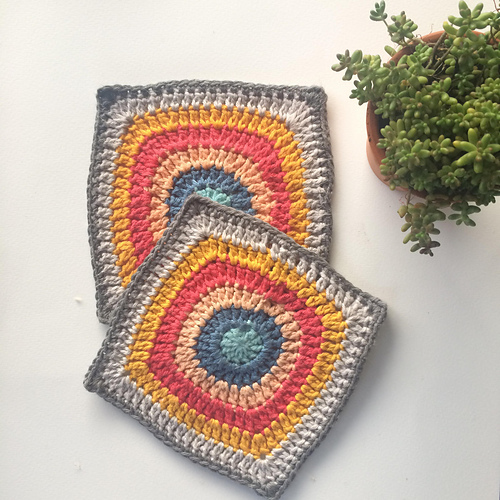 Ravelry: Granny Square Scrubby pattern by Picot Pals