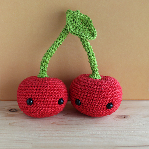 Ravelry: Cherries pattern by Stella Markou