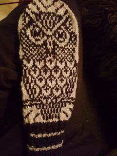 Ravelry: Kreativia's Nattugla/ Night Owl Mittens