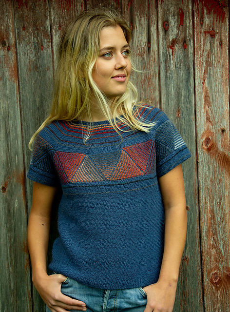 Ravelry: Tria Tee pattern by Helene Skov
