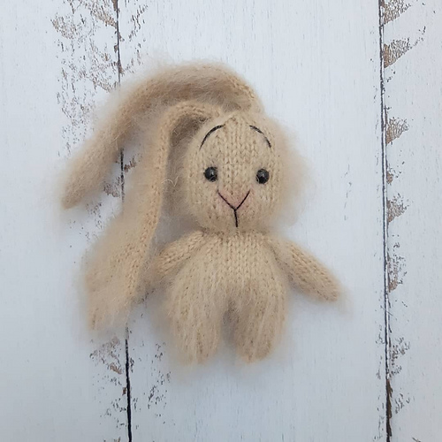 Ravelry: Bunny with long ears pattern by Kristina Bolbat