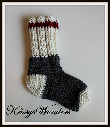 Ravelry: Mens Lumberjack Sock pattern by Kris Moore