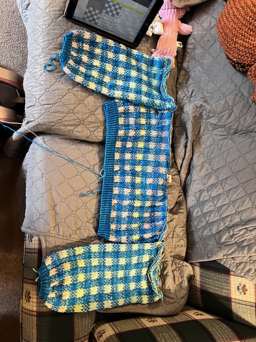 A Spring Gr8 Gingham : r/knitting
