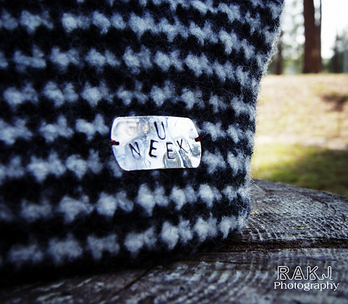 Ravelry: Bryant Houndstooth Felted Tote pattern by Kristi Greeson