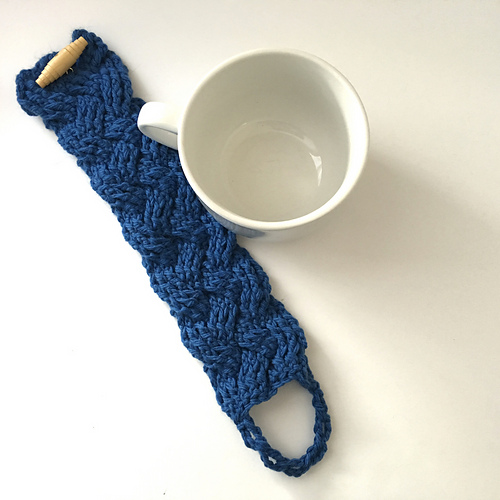 Ravelry: Triple Cable Coffee Cup Cozy pattern by Kristin Omdahl