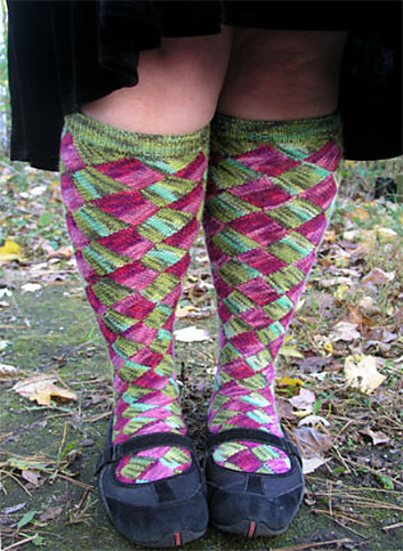 Ravelry: Entrelac Socks pattern by Eunny Jang