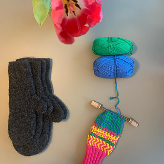 Ravelry: Vantar från Tuorpon, Jokkmokk pattern by Erika Nordvall Falck