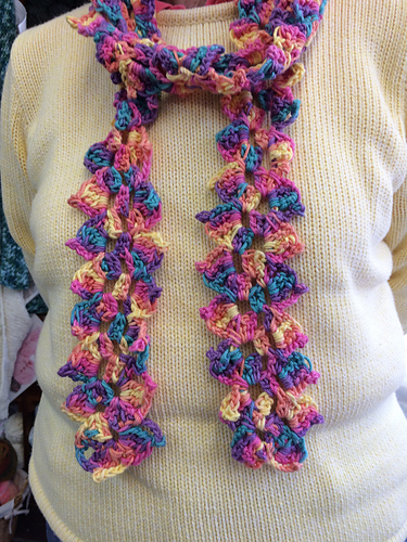 Ravelry: Vine Scarf pattern by Kristy Medina