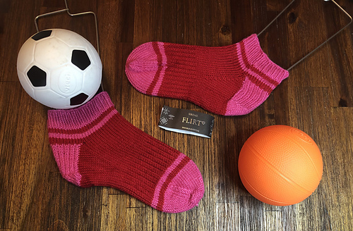 Ravelry: DK Sporty Shorty Socks pattern by Claire Jackson (Perfectly ...