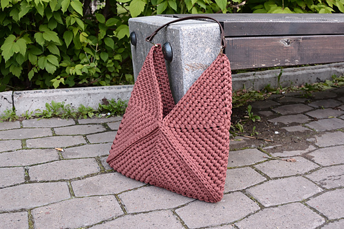 Ravelry: Bag Geometry pattern by KseniyaDesign