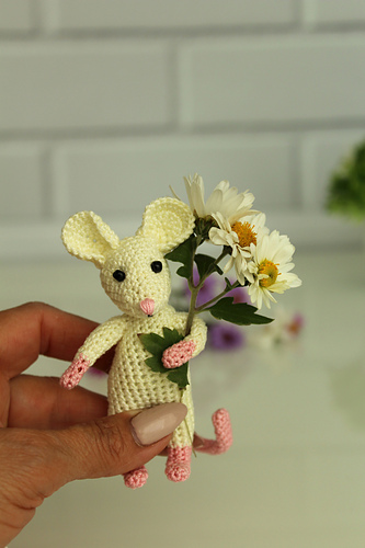 Ravelry: Mouse little frame pattern by Kyrychenko Natalia