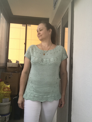 Ravelry: Linen top pattern by Elena Lebedeva