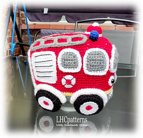 Ravelry: Fire Engine / Fire Truck pattern by Kristine Kuluka