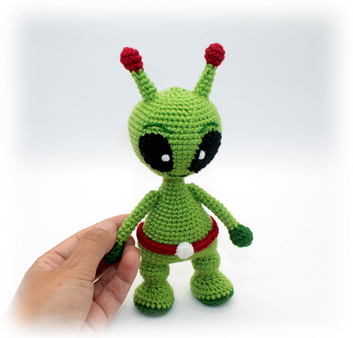 Ravelry: Green Alien pattern by Kristine Kuluka
